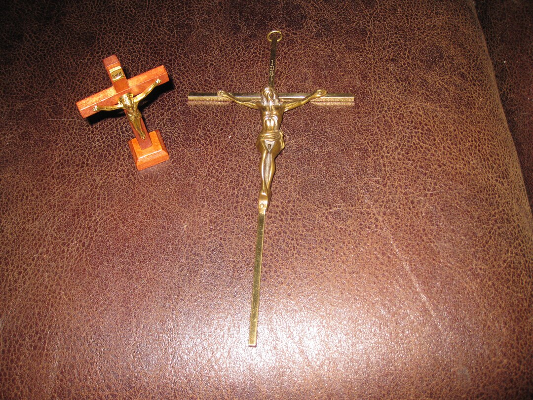 BRASS WALL INRI Crucifix Measures 10" Tall 5" Across Small Standing ...