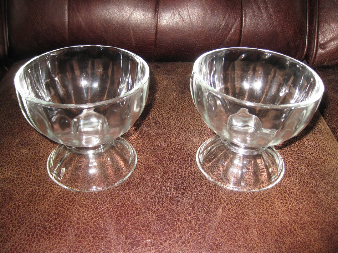 TWO LIBBEY CLEAR Glass Footed Dessert Cups 4 1/2" High 5" Across Top Ridged Design Around Sides ...
