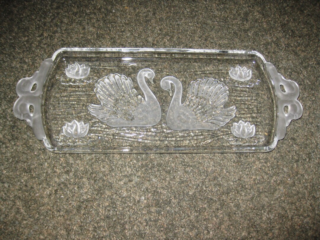 SWAN SERVING DISH Clear & Frosted Glass Swans Swan Head Handles, Lily ...