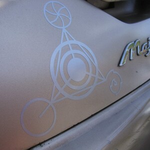 Tetrahedron Geometry Vinyl Decal - Etsy