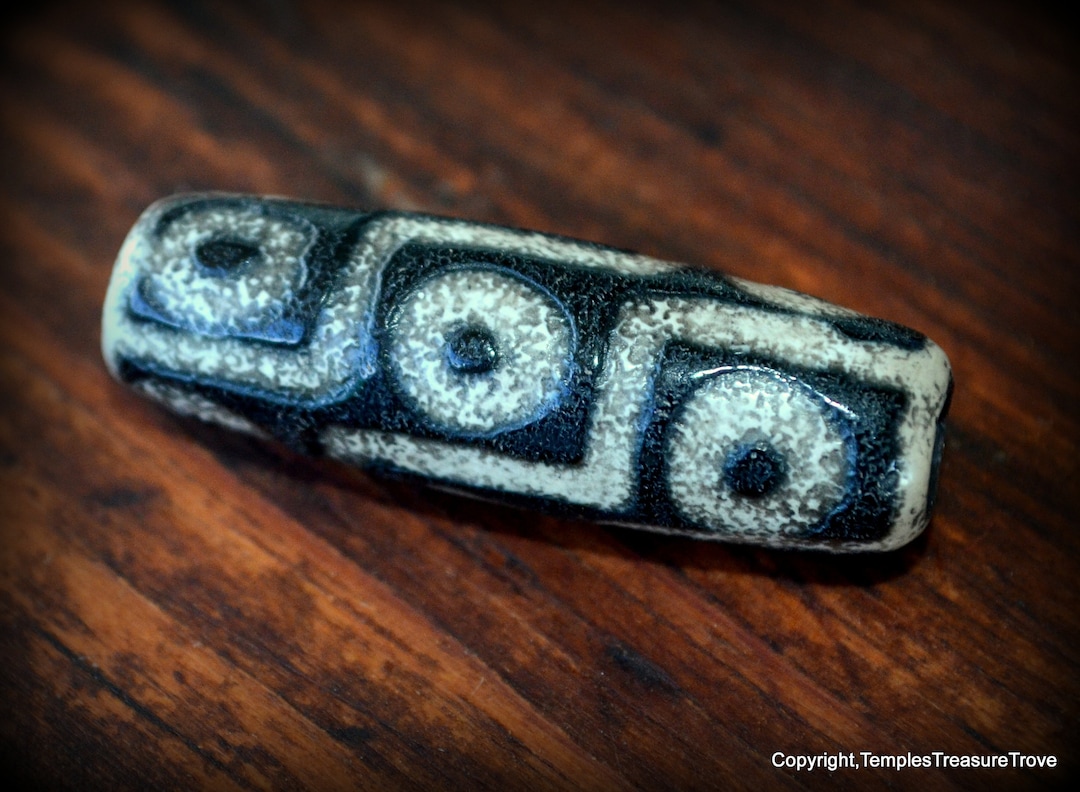 Tibetan Nine Eyes Dragon Skin Sacred Dzi Beadtibetan Wealth Talisman ...