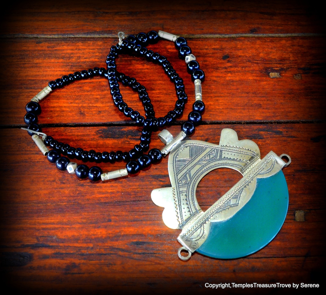 Tuareg 925 & Half Moon Agate Necklace~ooak Tuareg 925 and Green Aqeeq ...