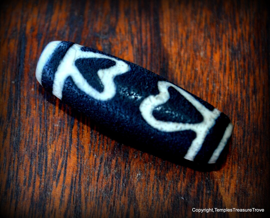 Old Tibetan Quadruple Hearts Dzi Bead~long Life Amulet~dragon Skin Dzi ...