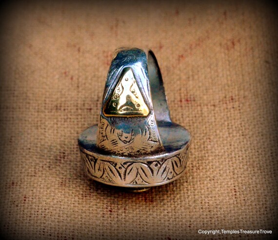 Antique Middle Eastern Sterling Tribal Ring~Size 8 Ev… - Gem