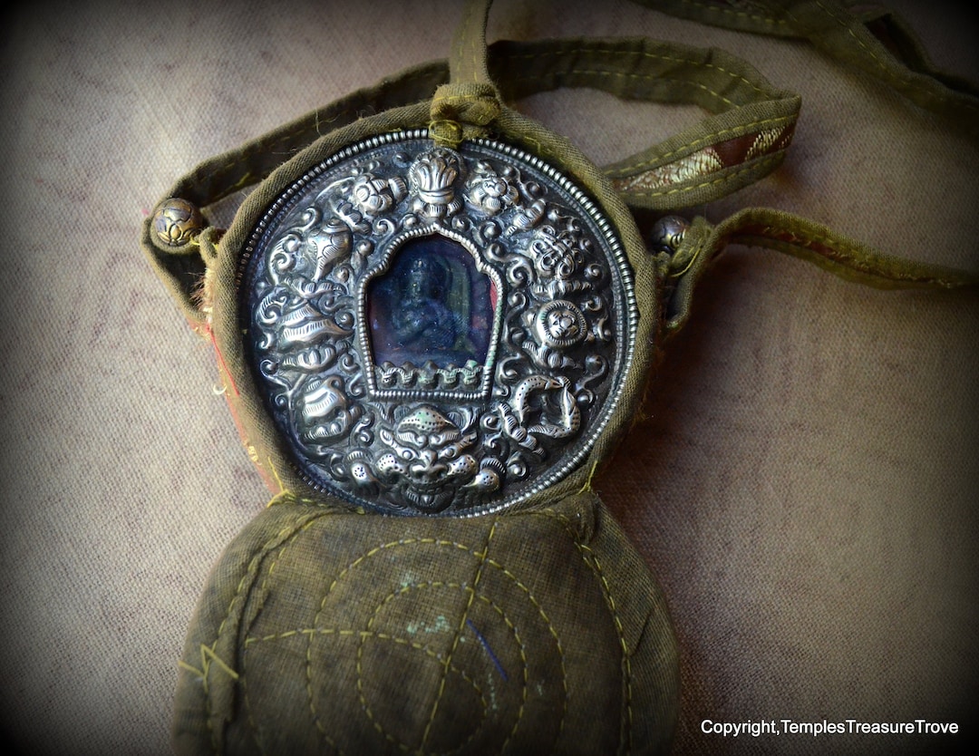 Sacred Tibetan Buddhist Ghau Box Portable Shrine With Amulet and Prayer ...