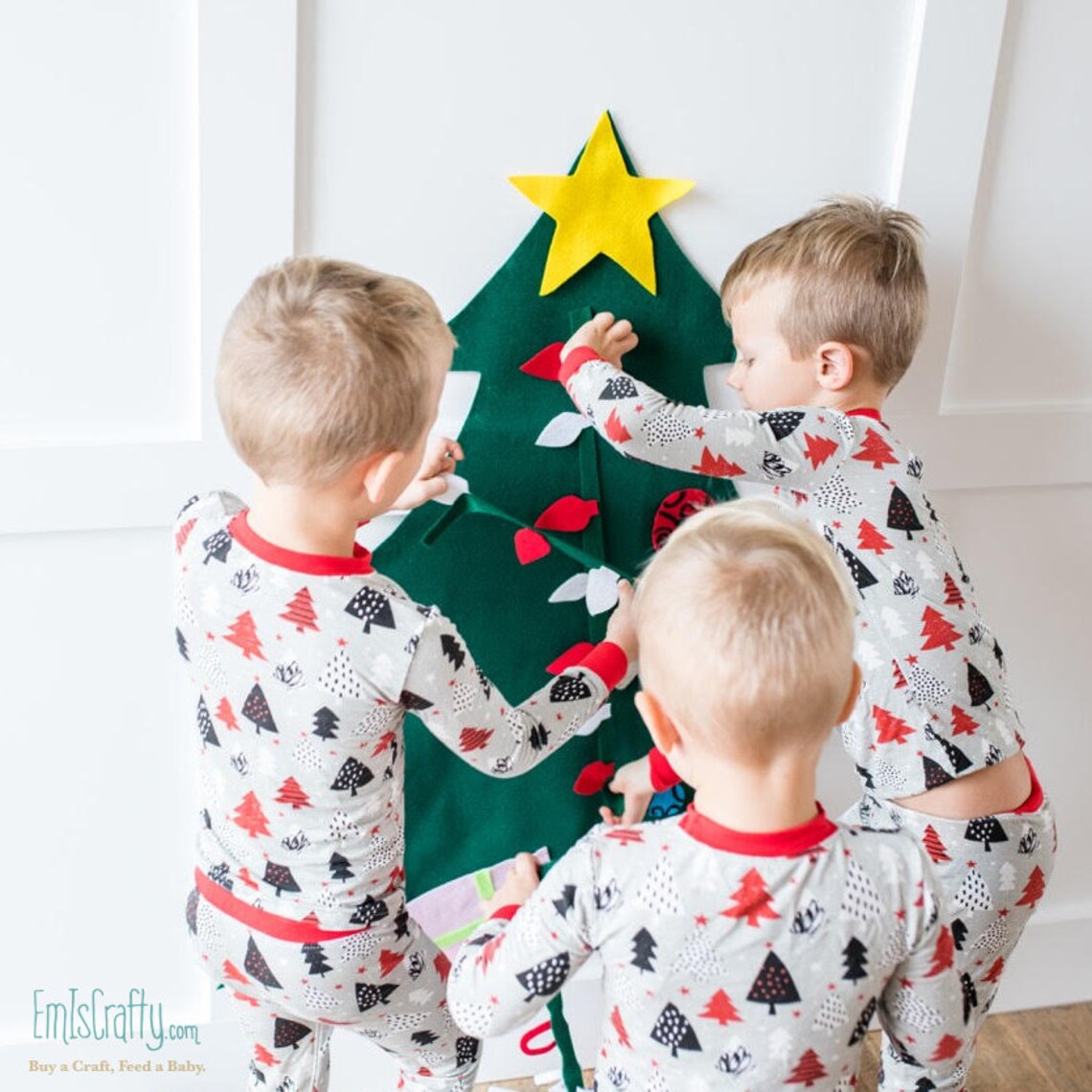 Christmas Felt Tree Wall Activity // Felt Tree for Toddlers // - Etsy