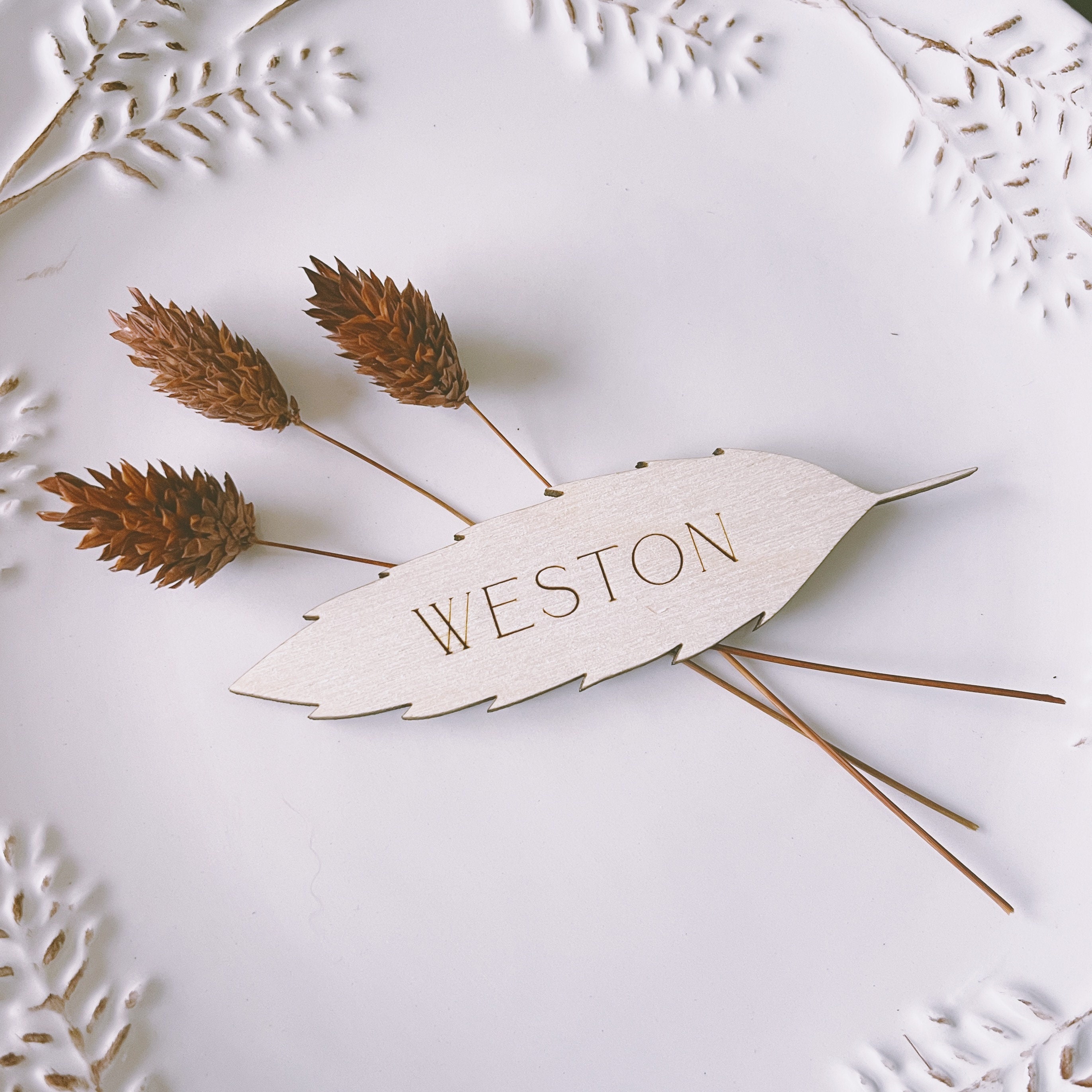 Wooden Personalized Name Tags. Custom Leaf Design Name Tags. Table ...