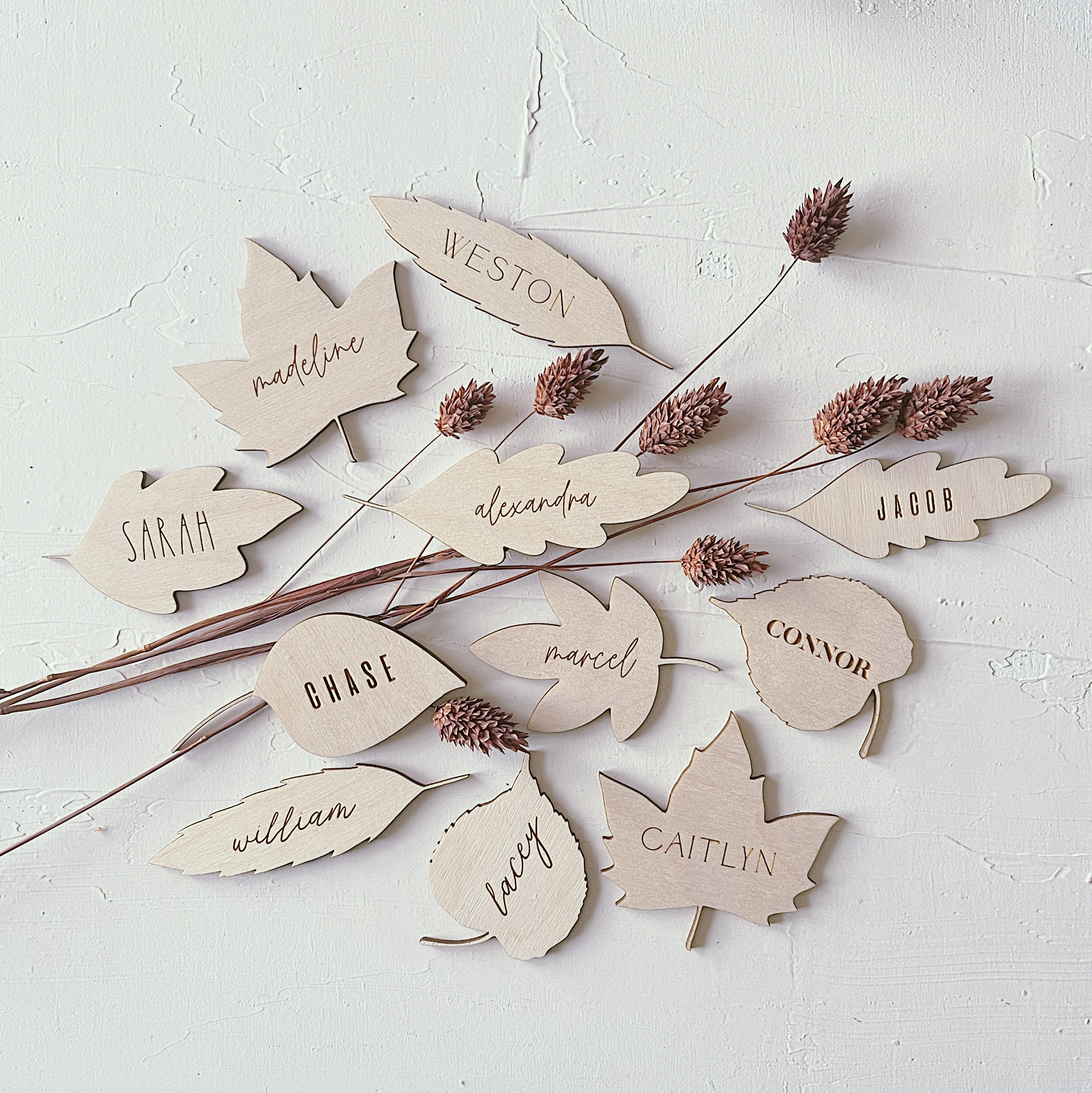 Wooden Personalized Name Tags. Custom Leaf Design Name Tags. Table ...
