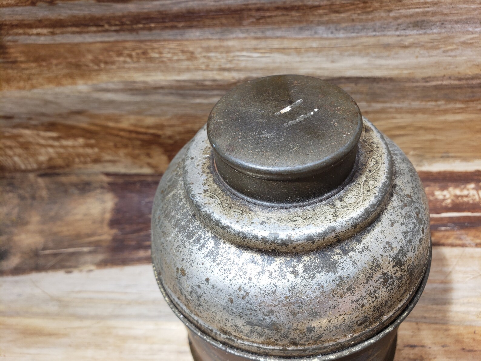 Rusty and Crusty Vintage Tin, Canister, 1940s - Etsy