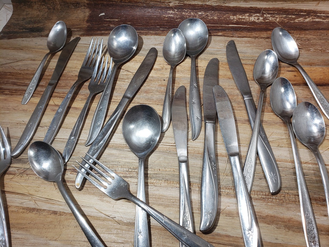 20 Pieces of Mismatch Mid Century Flatware - Etsy