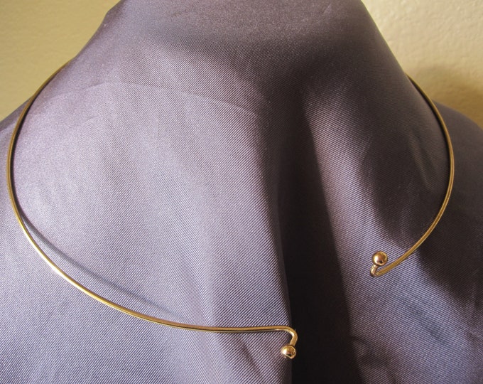 MINIMALIST GOLD CHOKER Wire Collar With Ball Interlocking Closure - Etsy
