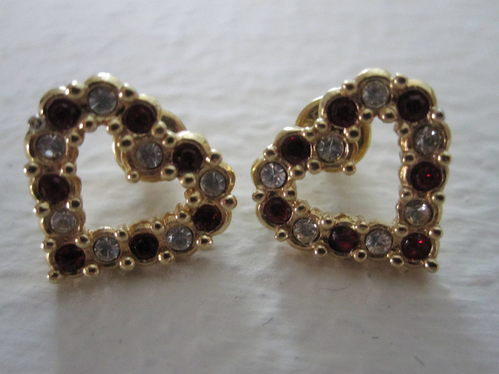 RUBY RHINESTONE BROOCH and Pierced Earrings - Etsy