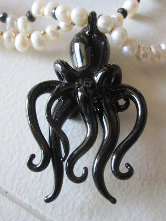 OCTOPUS PEARL CHOKER Necklace - Gem