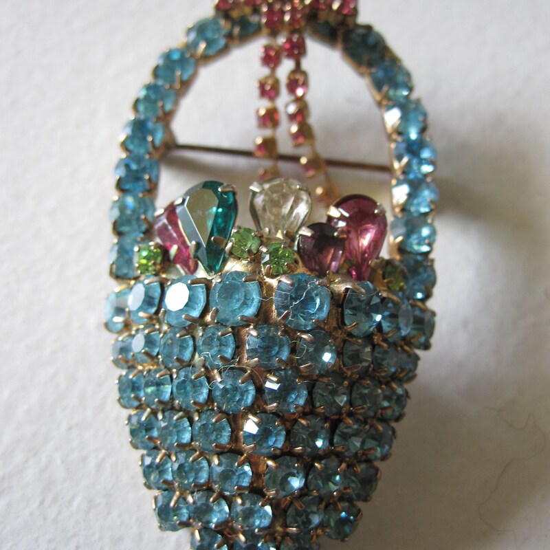 Easter Egg Brooch - Etsy