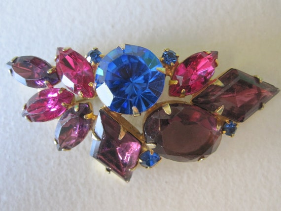 STUNNING HUGE RHINESTONE Brooch - Gem