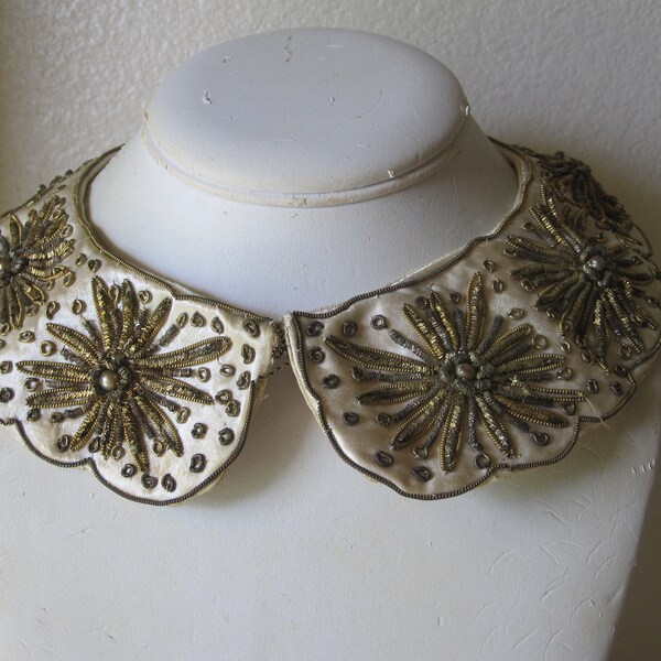 Collar Embellishment - Etsy