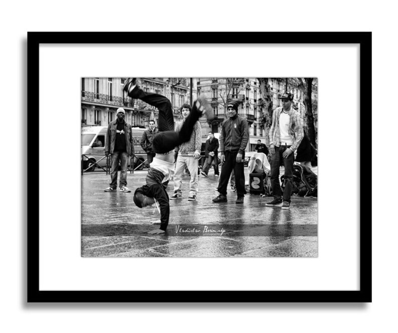 Black & White Street Photography of Break Dancers, Dancers, Street ...