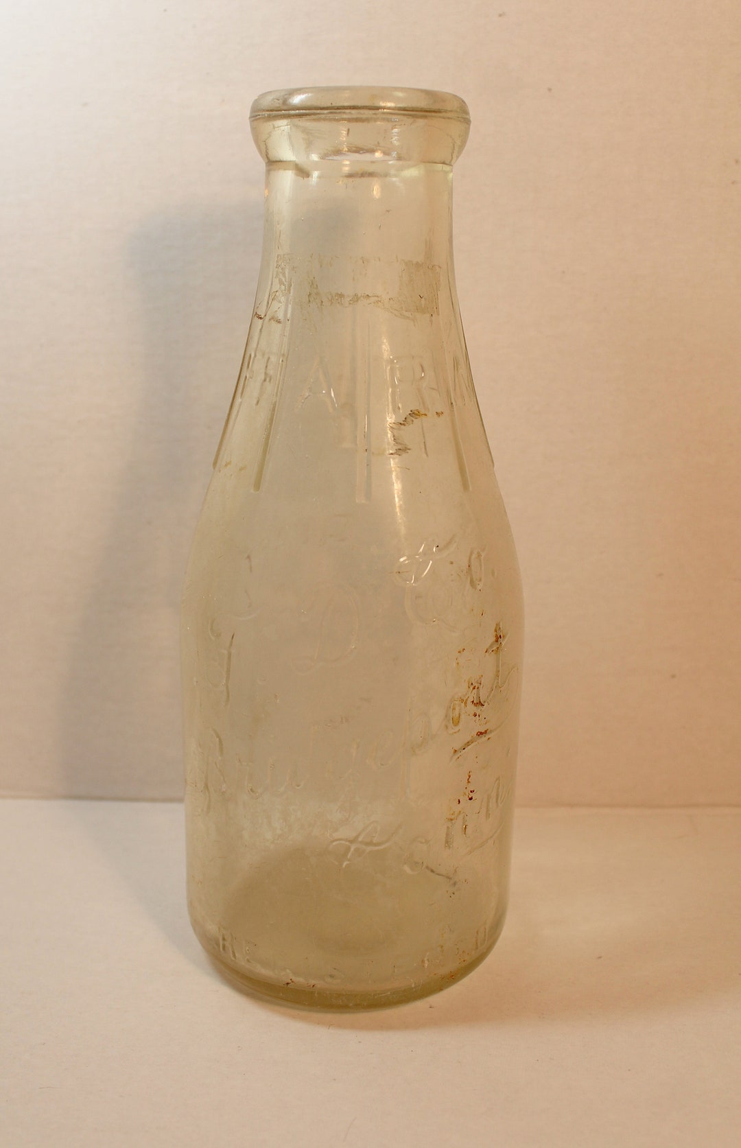Vintage Glass Milk Bottle - F.D. Co Bridgeport Conn. One Quart Liquid ...