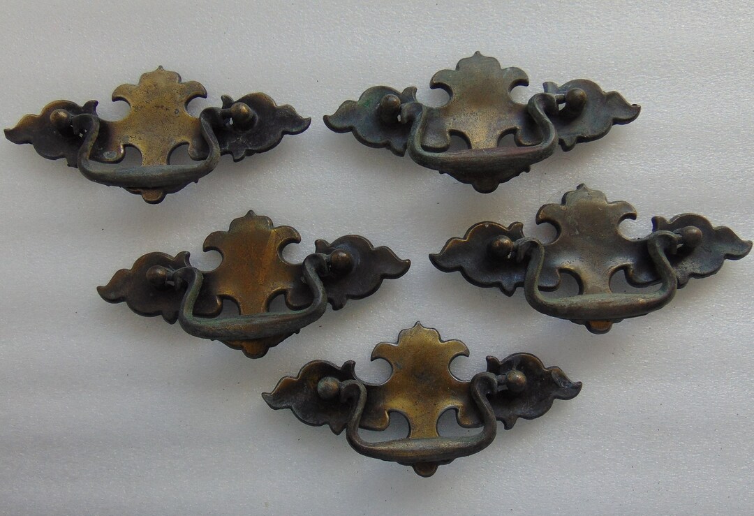 Set of 5 Traditional Drop Pulls, 2.5 in Centers, Antique Brass - Etsy