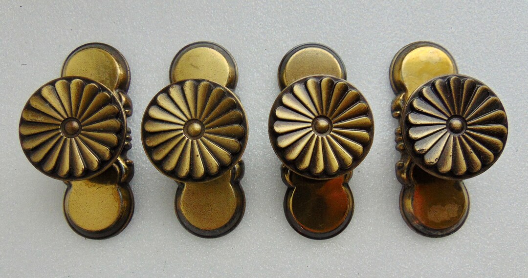 Vintage Antique Brass Knob Back Plate 4 Pinwheel Cabinet Dresser Knobs ...