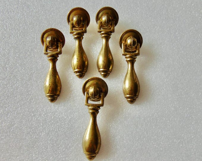 5 Small Tear Drop Pulls, Antique Brass, Vintage Hardware - Etsy