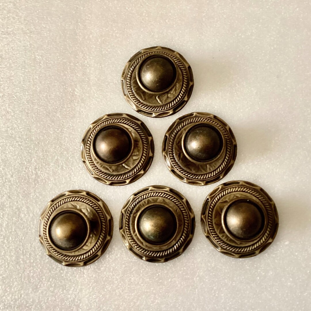 Set of 6 Round Knobs & Back Plates, Vintage Hardware - Etsy