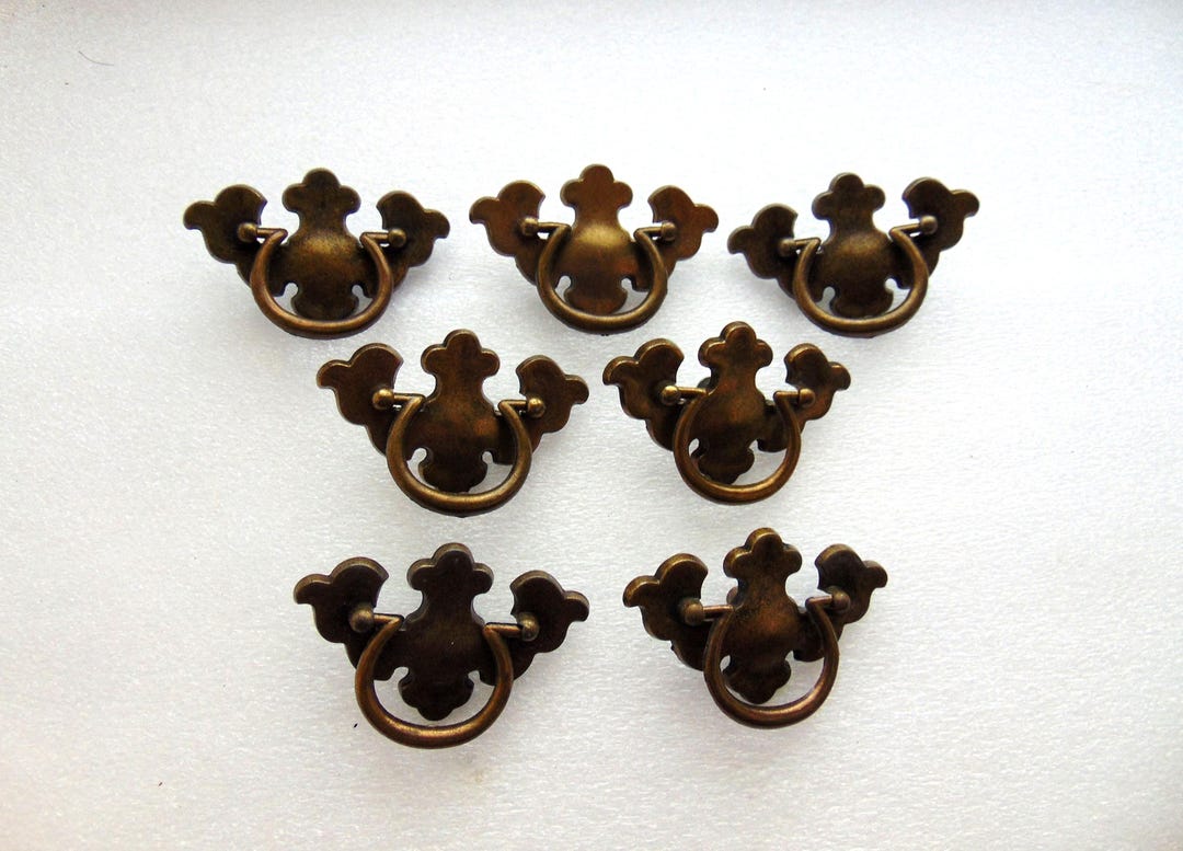 7 Small Drop Pulls Antique Brass Single Screw Hole Vintage Hardware - Etsy
