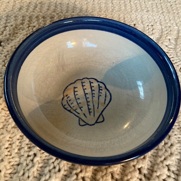 Pottery Shell Bowl - Etsy