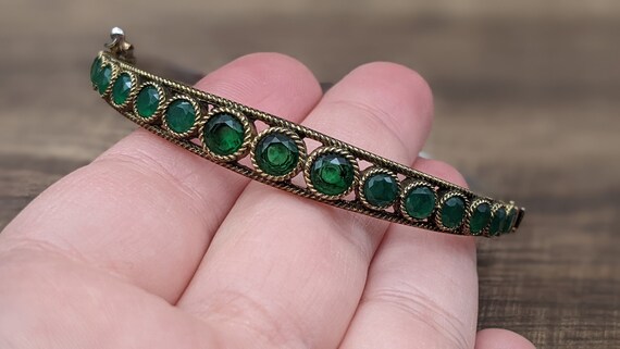 Vintage emerald bracelet store