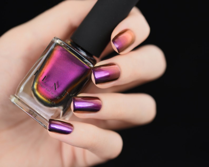 Undenied Violet Red Gold Color Shifting Ultra Chrome Nail - Etsy