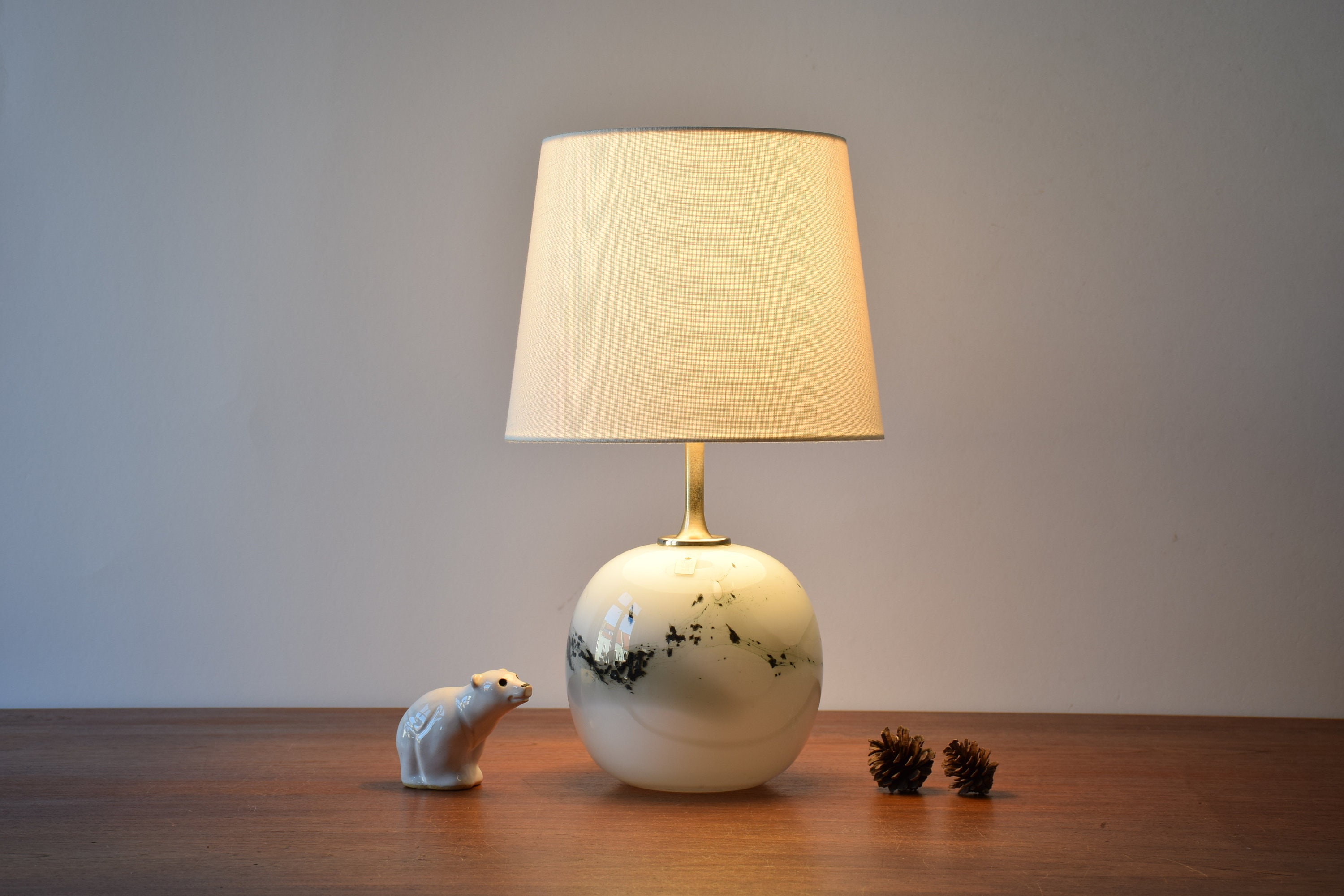 Vintage Holmegaard SAKURA Glass Lamp - White & Grey - by Michael Bang ...
