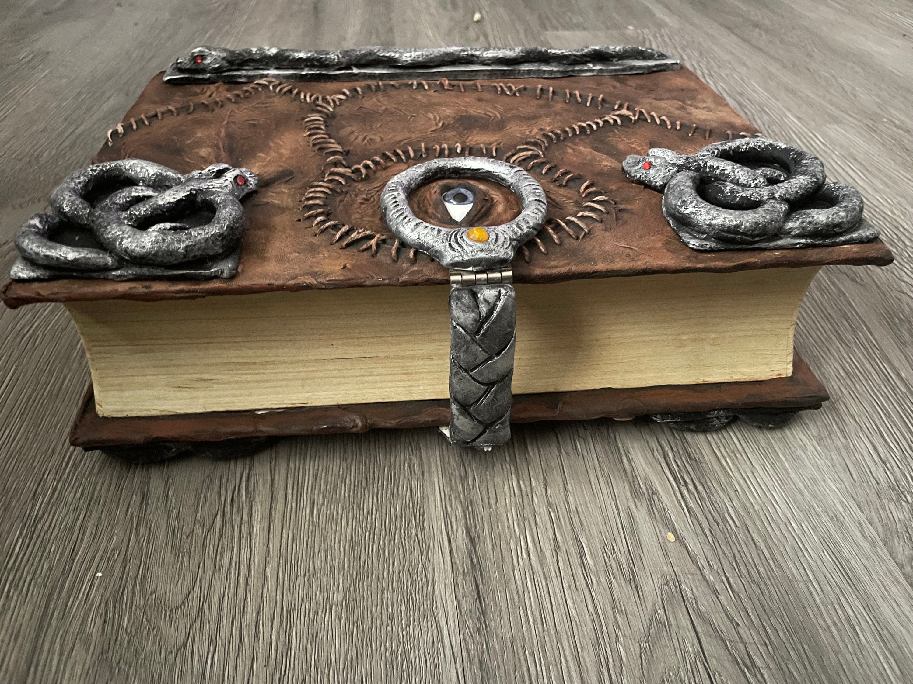 Hocus Pocus Winifred's Spellbook Prop Replica 1 Available to Ship - Etsy