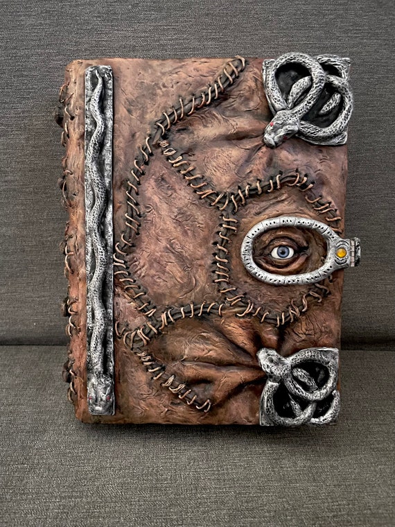 Hocus Pocus Winifred's Spellbook Prop Replica - Etsy