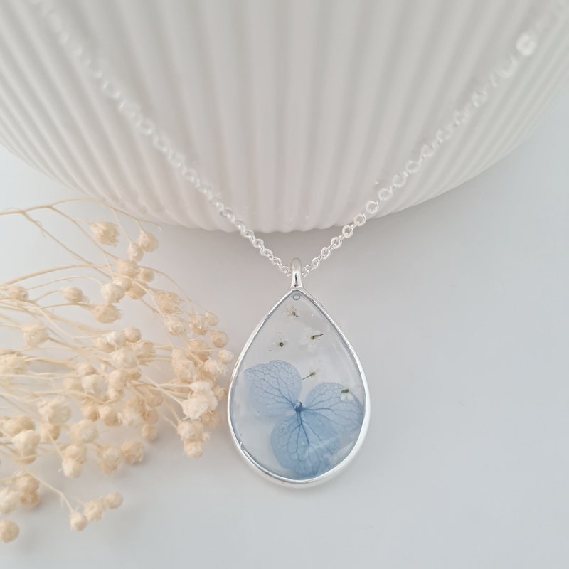 Hydrangea Necklace - Etsy
