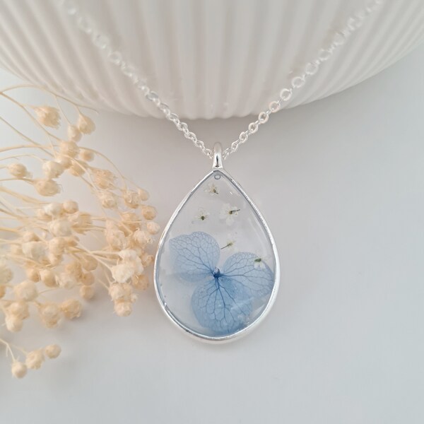 Hydrangea Necklace - Etsy