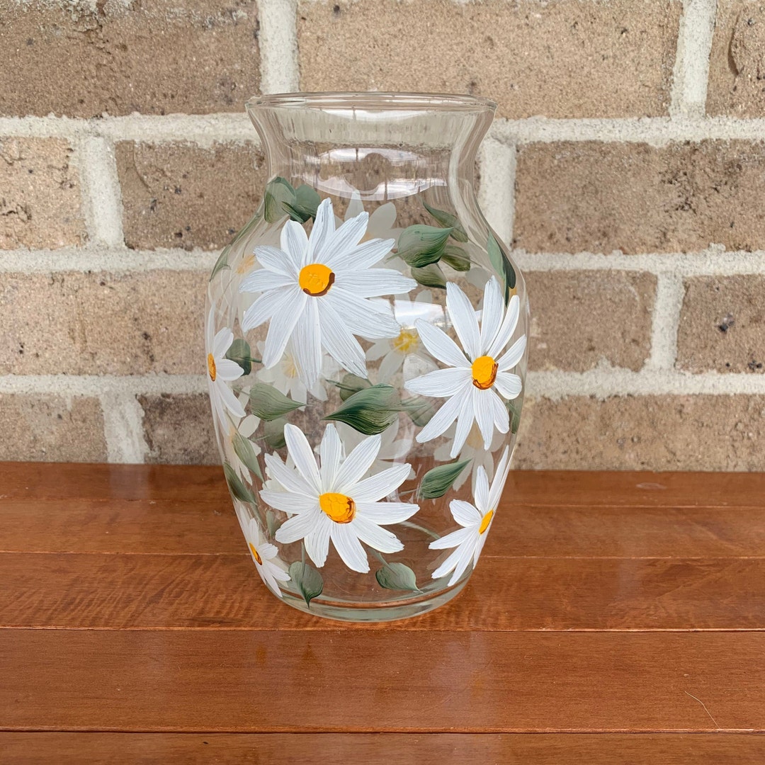 Hand Painted Daisy Vase, Painted Floral Vase, Birthday Gift for Mom ...