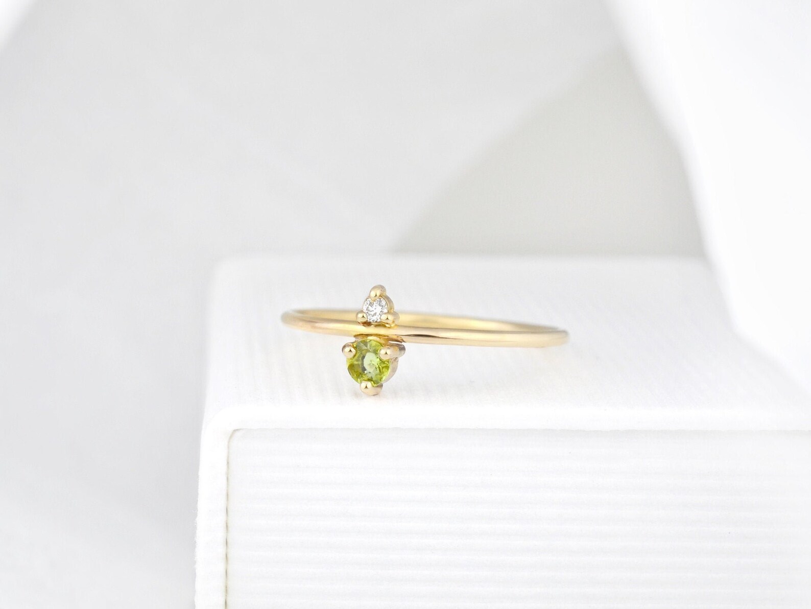 Peridot and Diamond August Birthstone Mother's Ring - Etsy