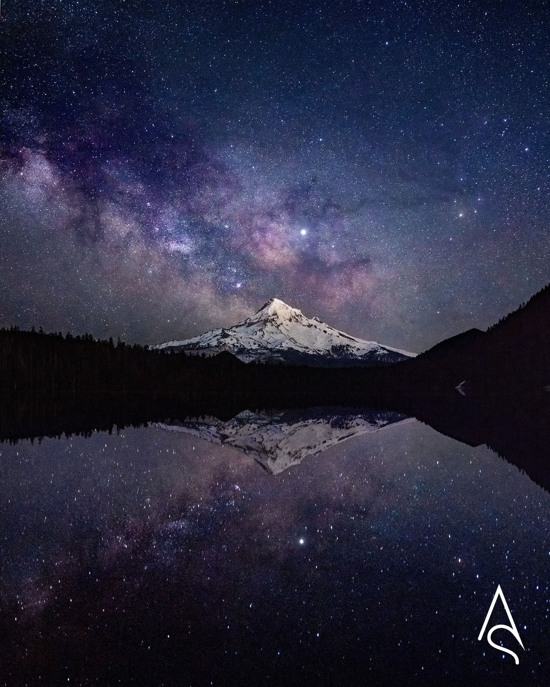 Mount Hood in Oregon Under the Milky Way | Night Sky Lovers ...