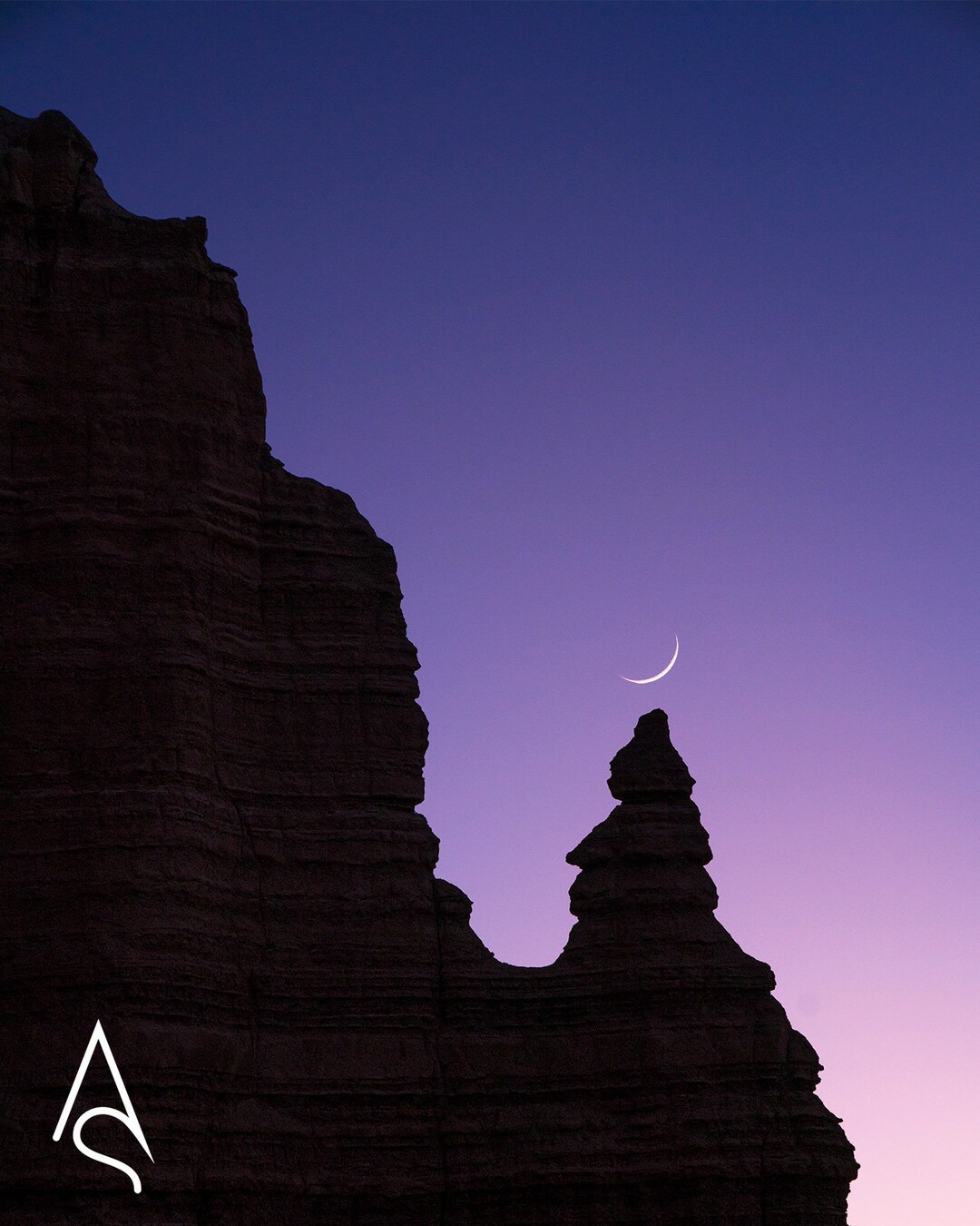 Moon Over Temple of the Moon in Capitol Reef National Park Night Sky ...