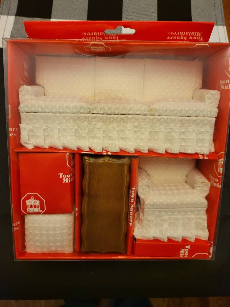 Town Square Miniatures 1/12 Scale Traditional White Living Room 4 Piece ...