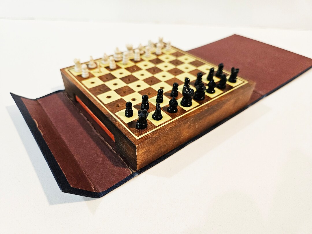 1950s Portable Chess Set - Drueke Chess Set - Mini Travel Chess Set - Etsy