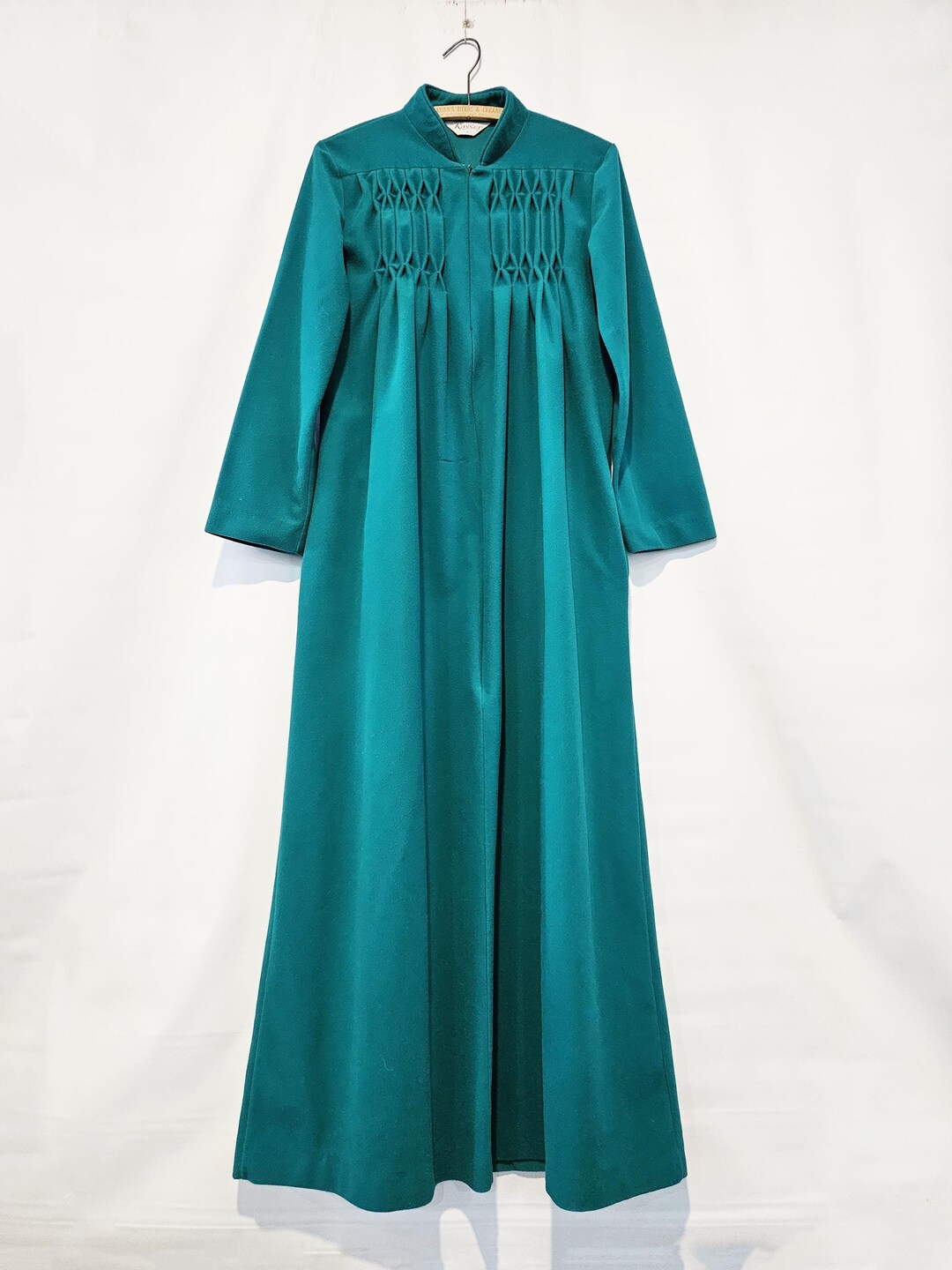 Green Fleece Robe Small - Zip Front W/ Pockets - Cozy and Functional ...