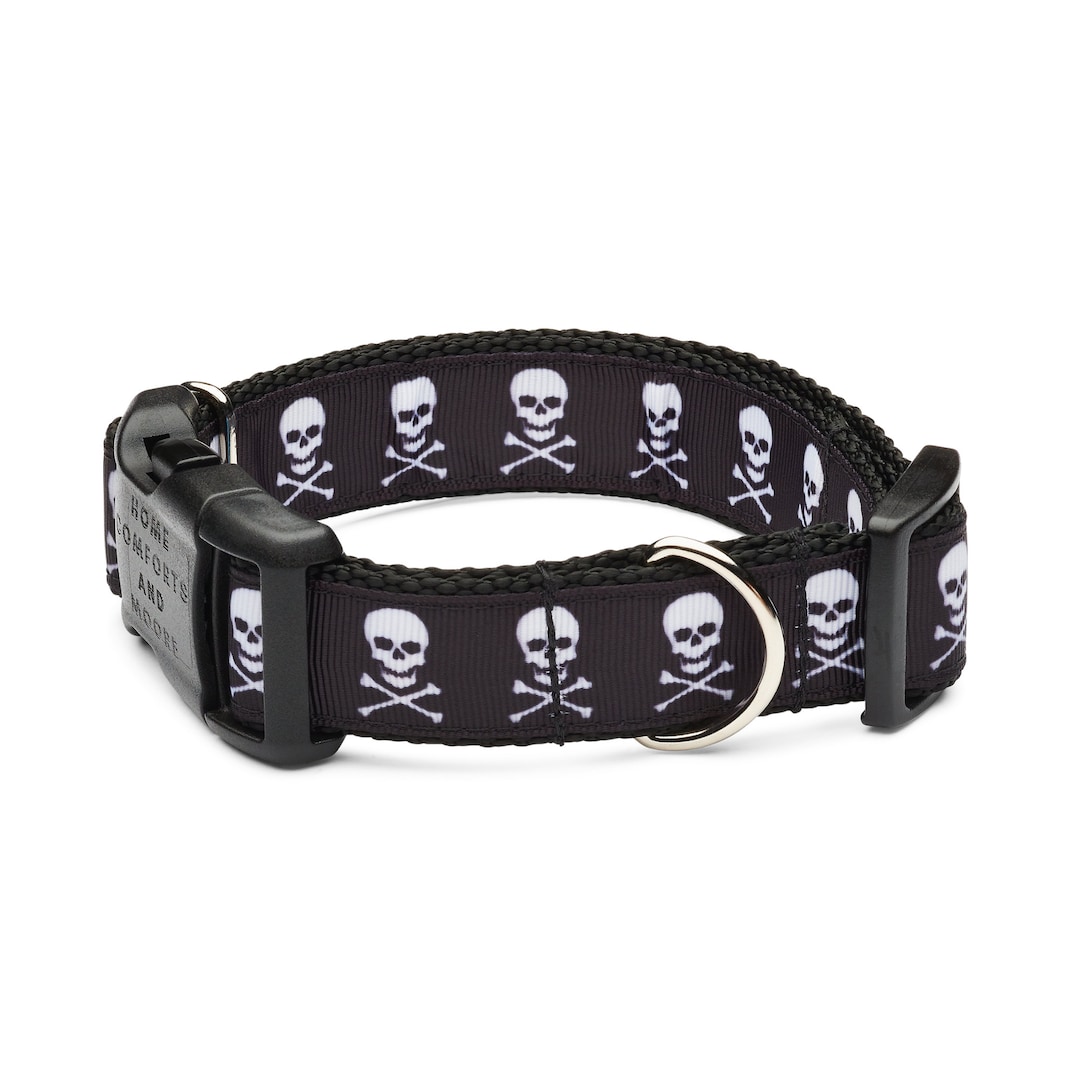 Skull and Crossbones Jolly Roger Pirate Dog Collar W Tag Holder, Collar ...
