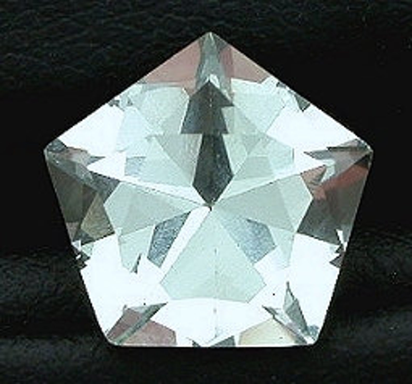 11mm Pentagon Blue Quartz Gem Stone Gemstone | Etsy