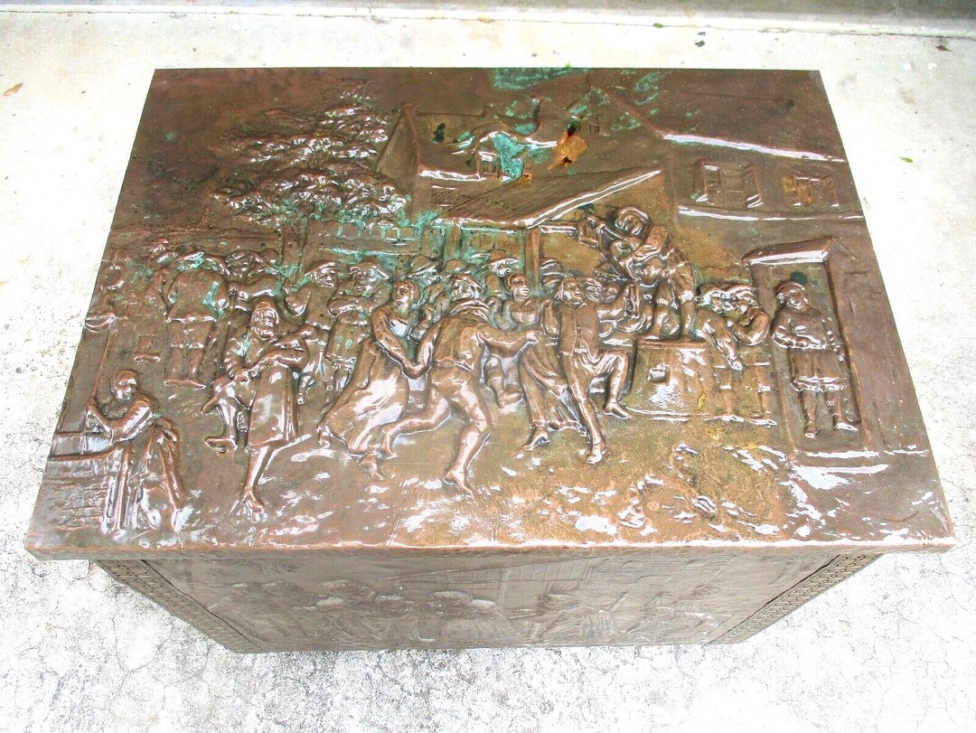1890s Antique Copper / Brass Clad VICTORIAN FIREWOOD BOX With Repoussee ...