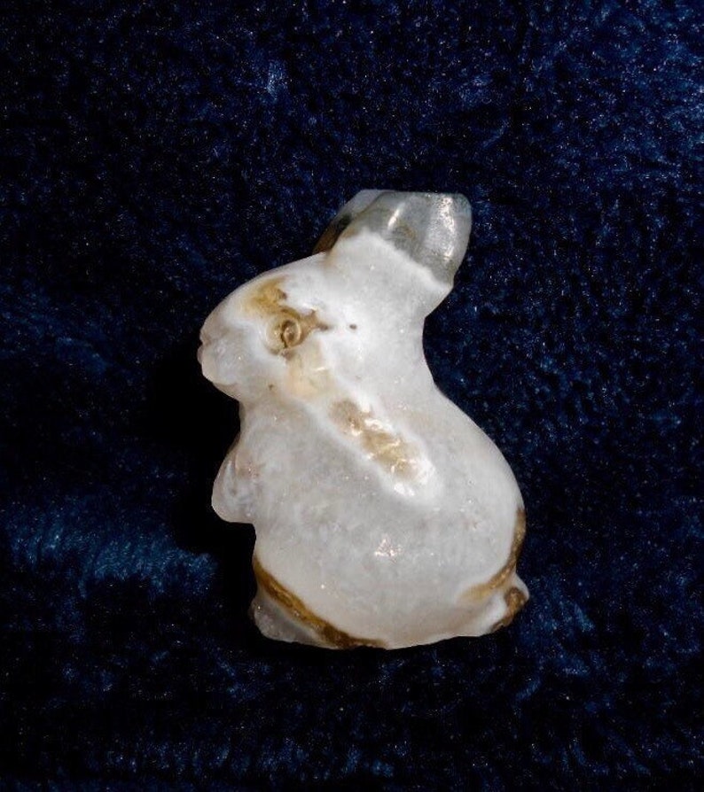 MOSS AGATE Easter RABBIT Carving 40 Mm or 1 5/8 Inch Tall X 1 1/4 Inch ...