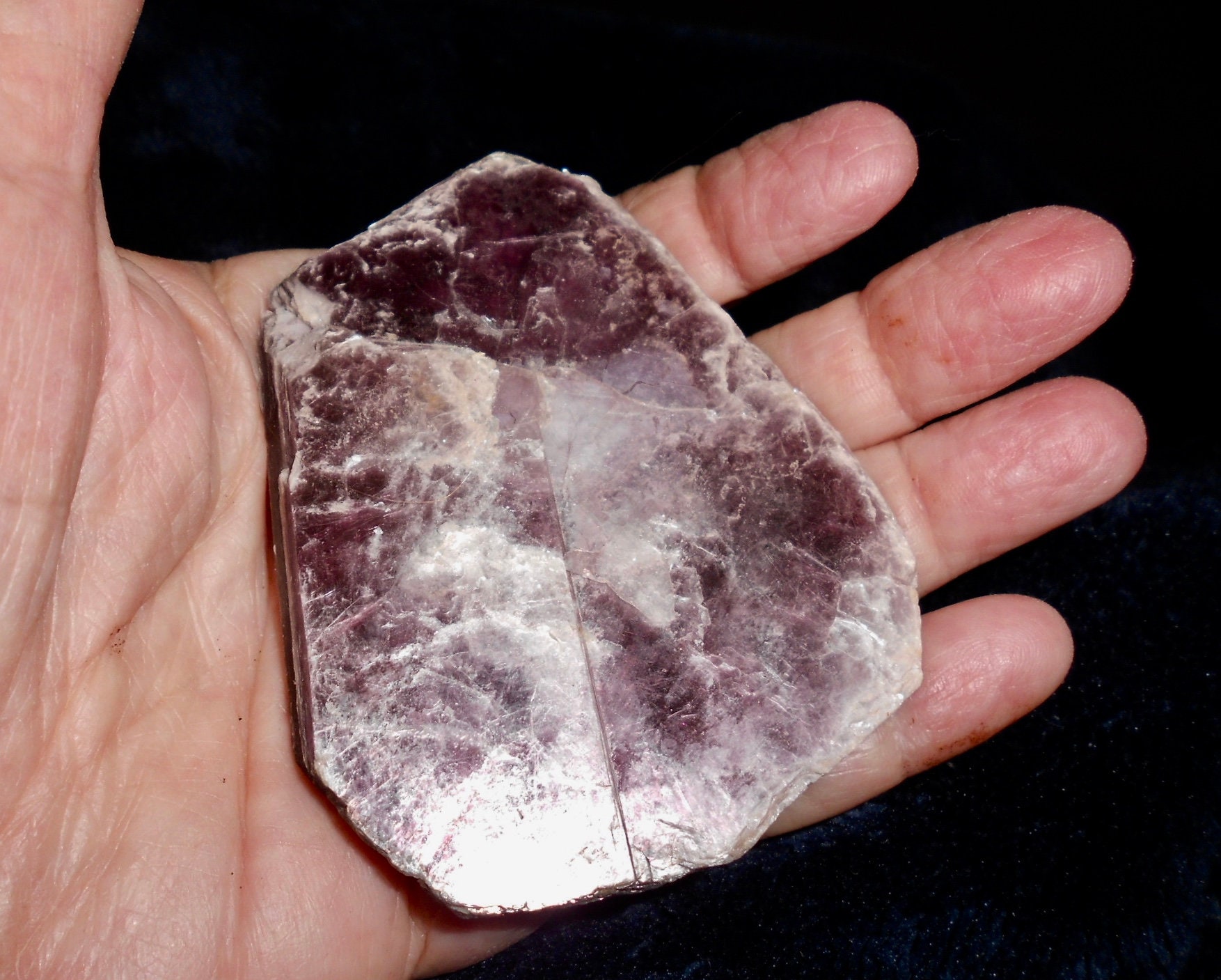 Hexagonal CRYSTAL of Lithium rich Lilac LEPIDOLITE MICACalms | Etsy