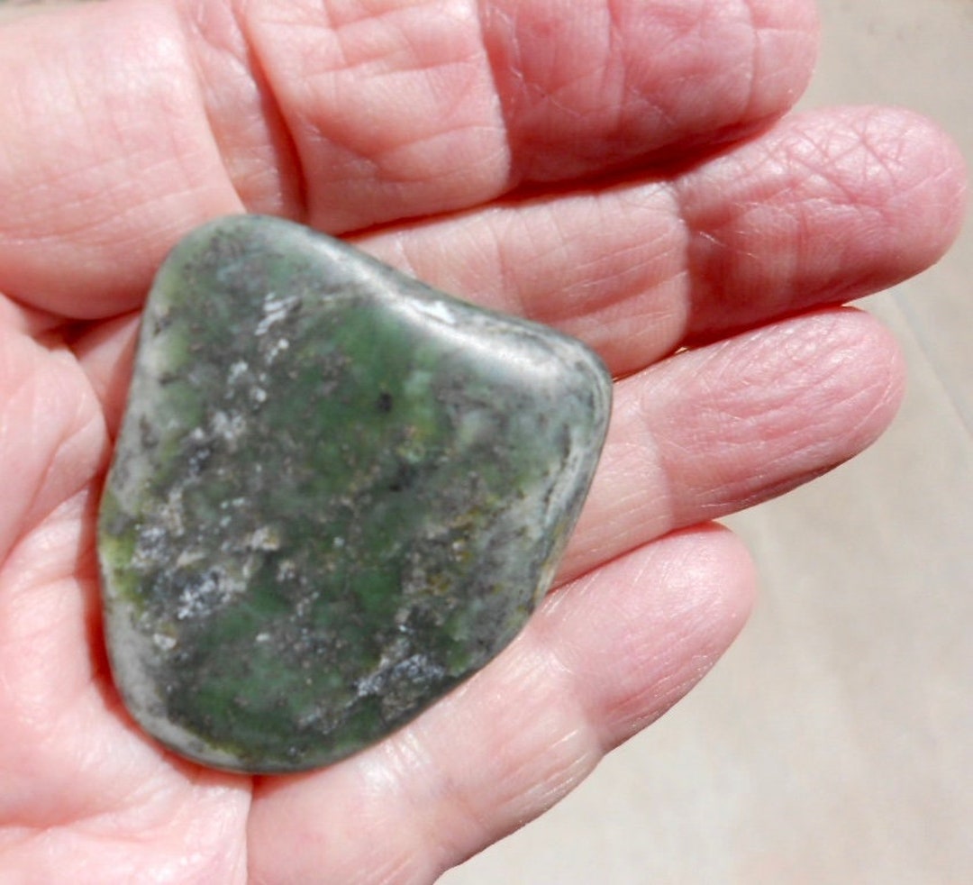 Big Sur CALIFORNIA NEPHRITE Jade*polished*15.7 Grams*34 Mm X 34 X 8*.55 ...