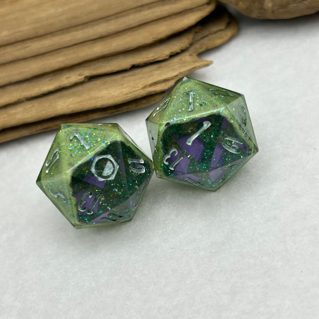 Passion Crystal Coves - Geode D20 Sharp Edged Dice Set - Etsy