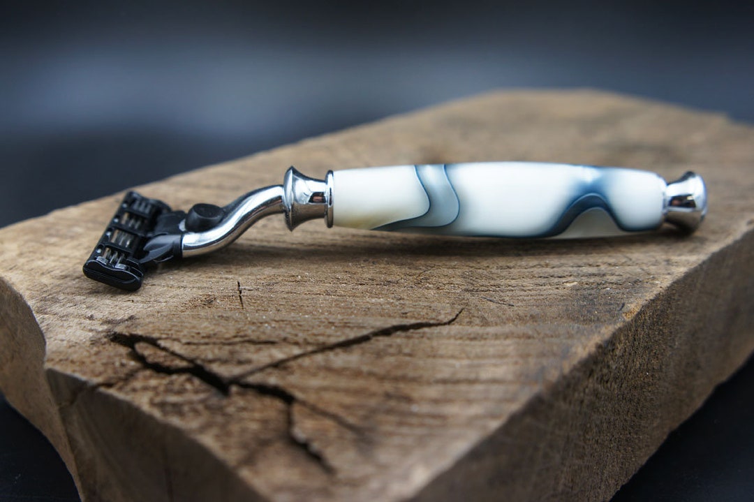 Hand-turned Razor for Gillette Mach 3/venus: Black & White Swirl ...